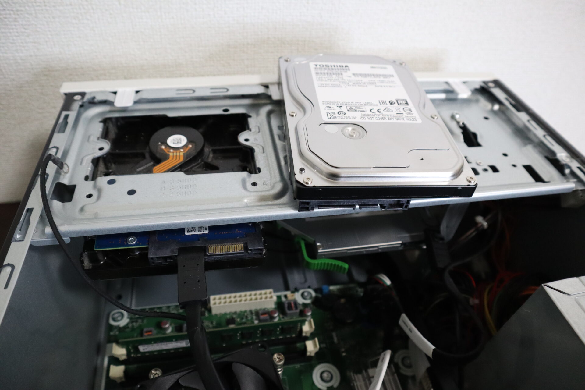 パソコンの動作が重い、HP製デスクトップパソコン【Pavilion 550-240j】を、”ハードディスク(HDD)交換” で即解決 ...